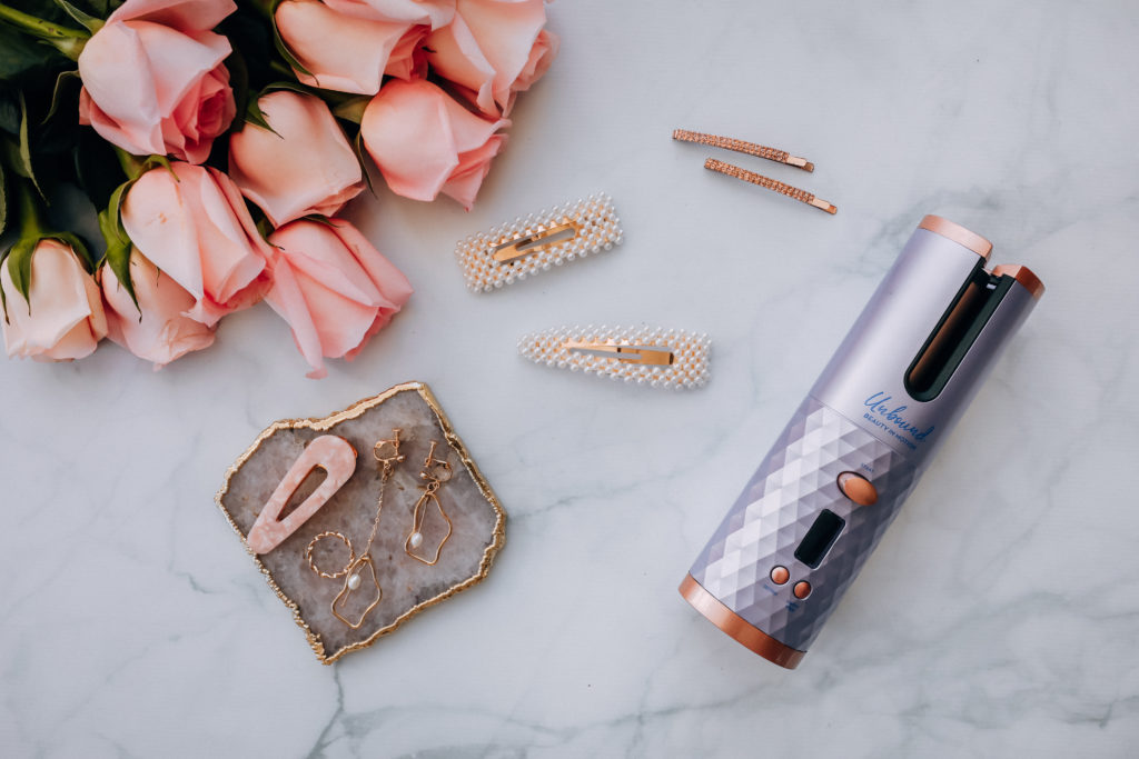 CONAIR UNBOUND CORDLESS AUTO CURLER: 4 EASY LOOKS